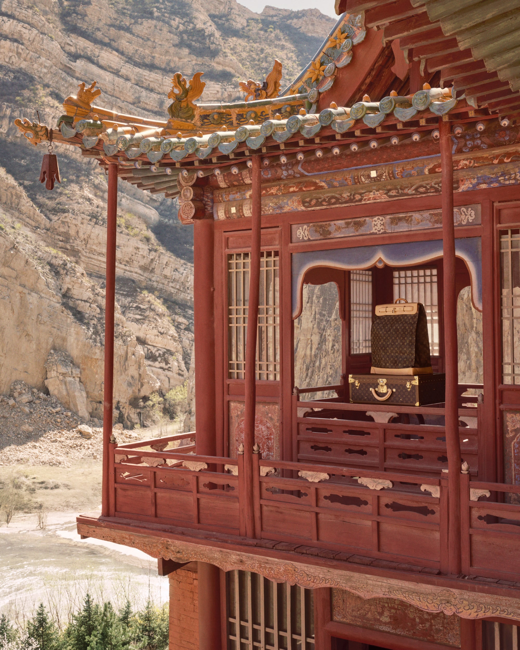 L'Âme du Voyage - China | LOUIS VUITTON