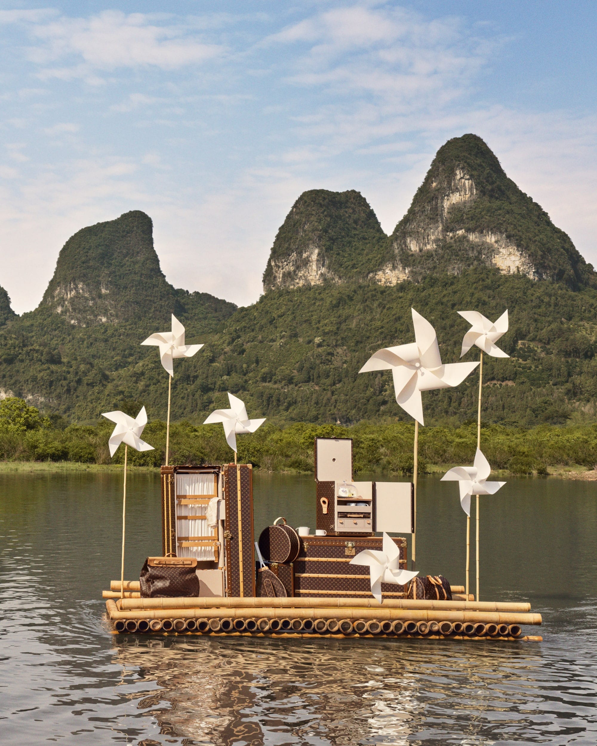 L'Âme du Voyage - China | LOUIS VUITTON