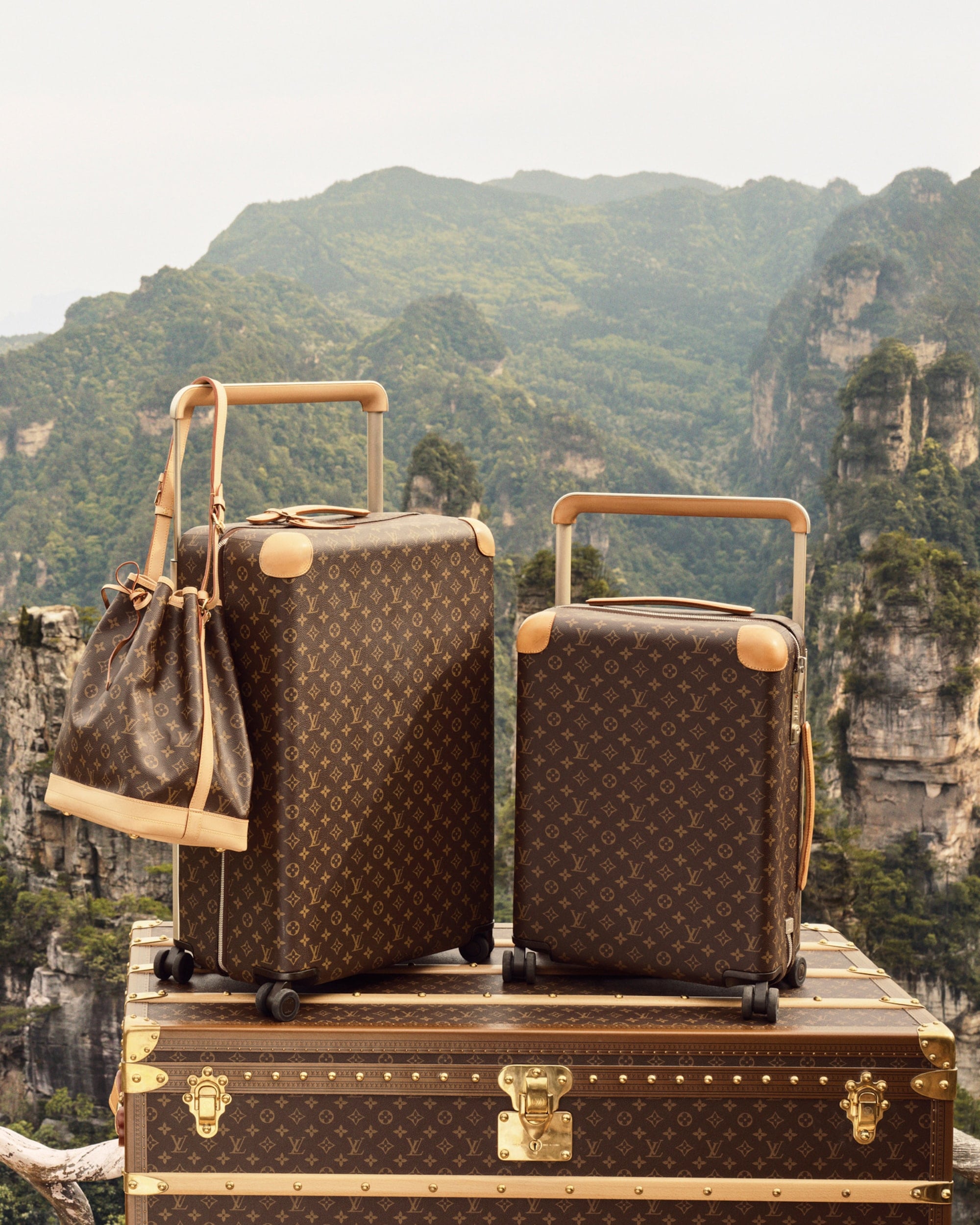 L'Âme du Voyage - China | LOUIS VUITTON