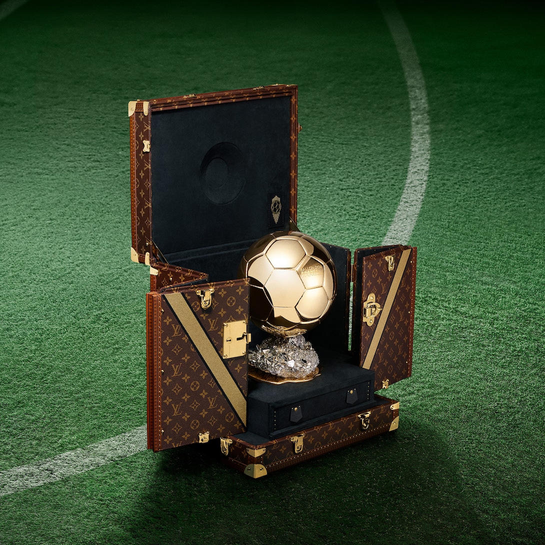 Louis Vuitton in Asnières | LOUIS VUITTON