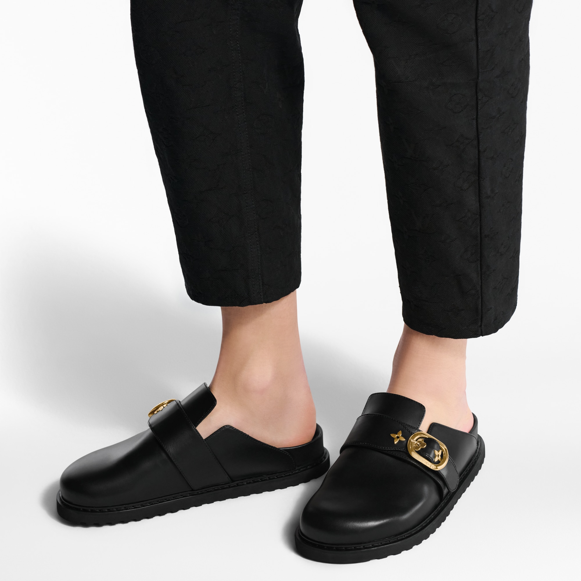 LV Cosy Flat Comfort Clog - Shoes | LOUIS VUITTON