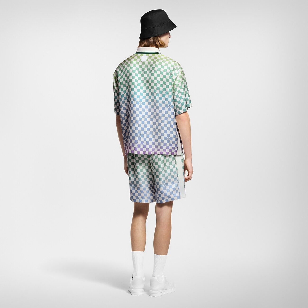 Damier Gradient Printed Silk Polo Shirt - Ready to Wear | LOUIS VUITTON