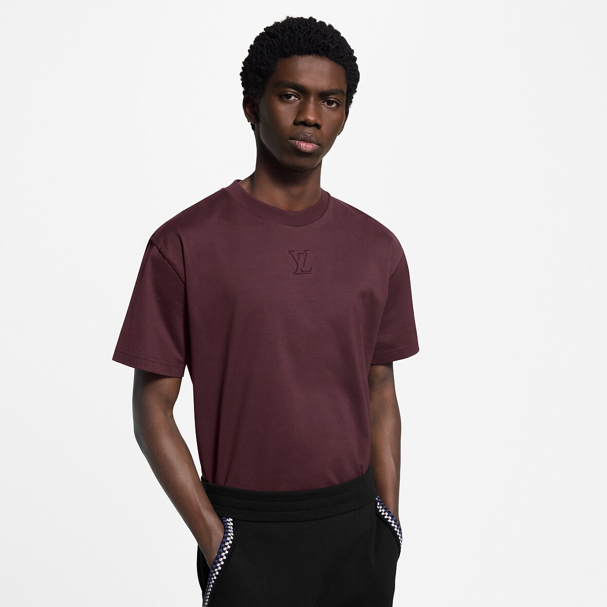 Embossed LV T-Shirt - Ready to Wear | LOUIS VUITTON