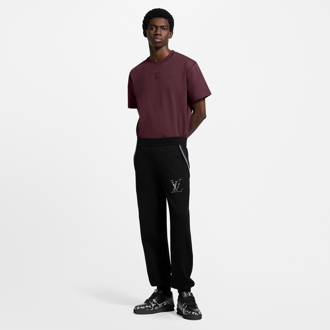 Embossed LV T-Shirt - Ready to Wear | LOUIS VUITTON