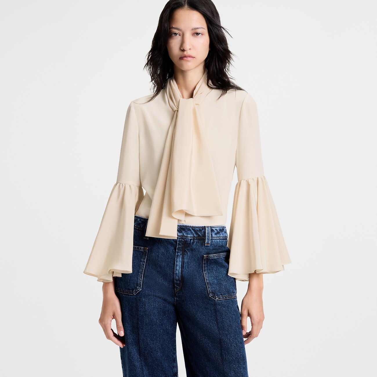 Flared Sleeve Lavallière Blouse - Ready-to-Wear | LOUIS VUITTON