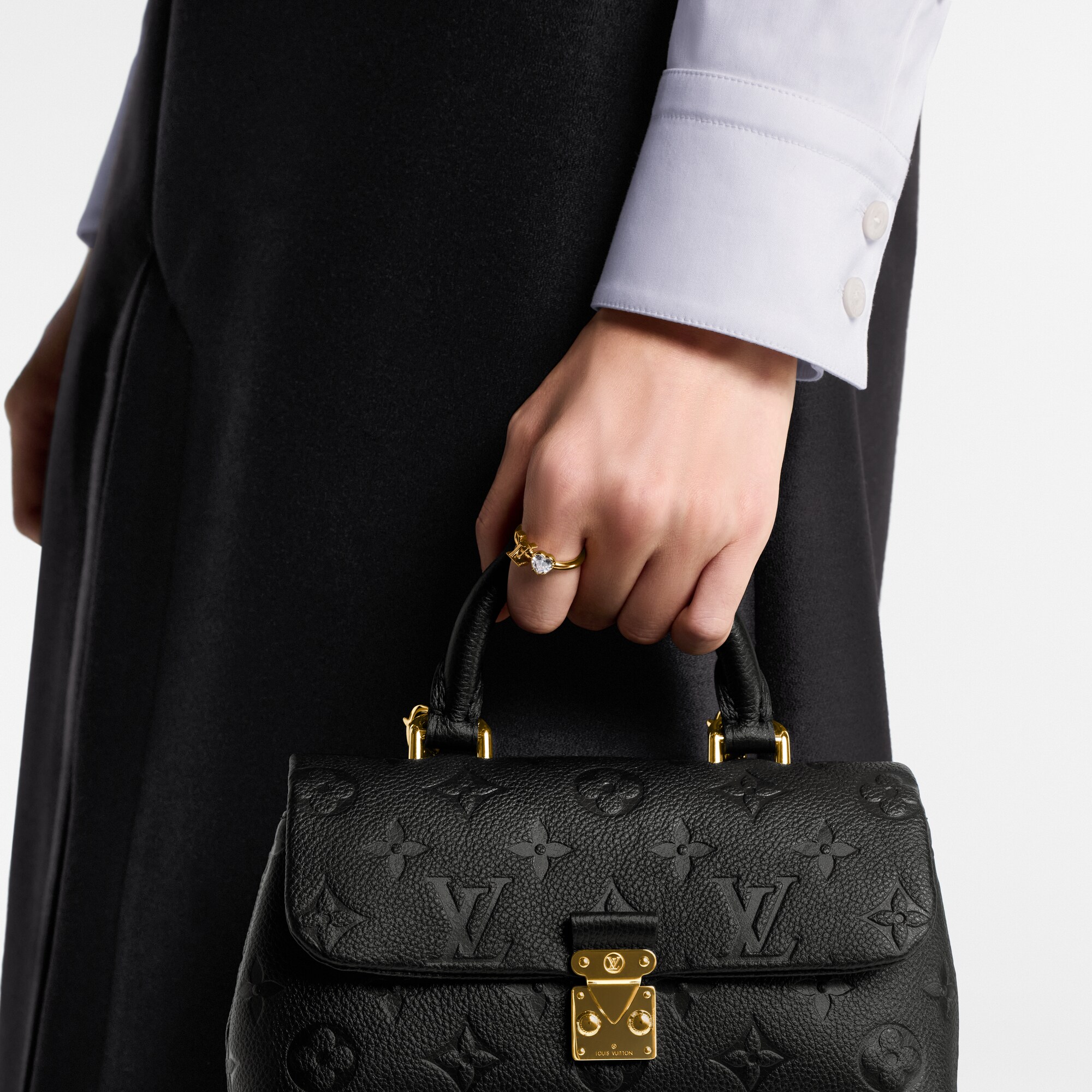 LV Iconic Heart Ring S00 - Fashion Jewelry | LOUIS VUITTON