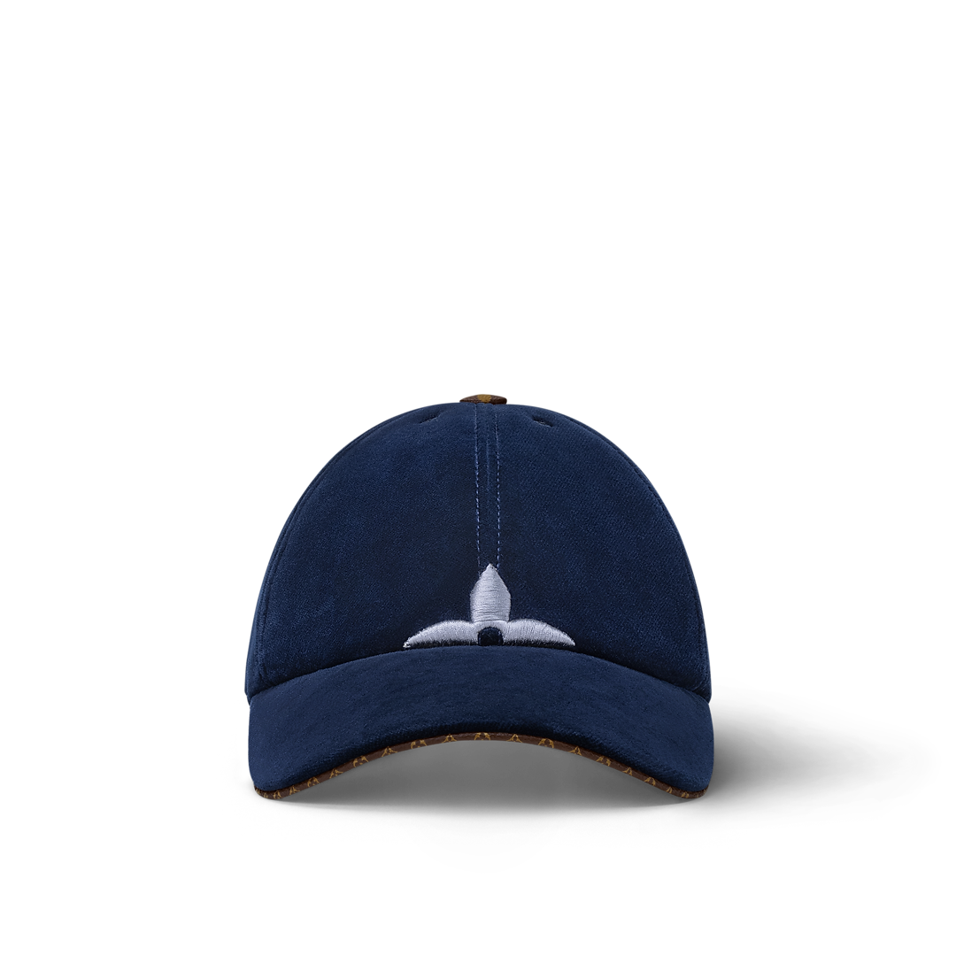 Hats and Gloves Collection for Women | LOUIS VUITTON