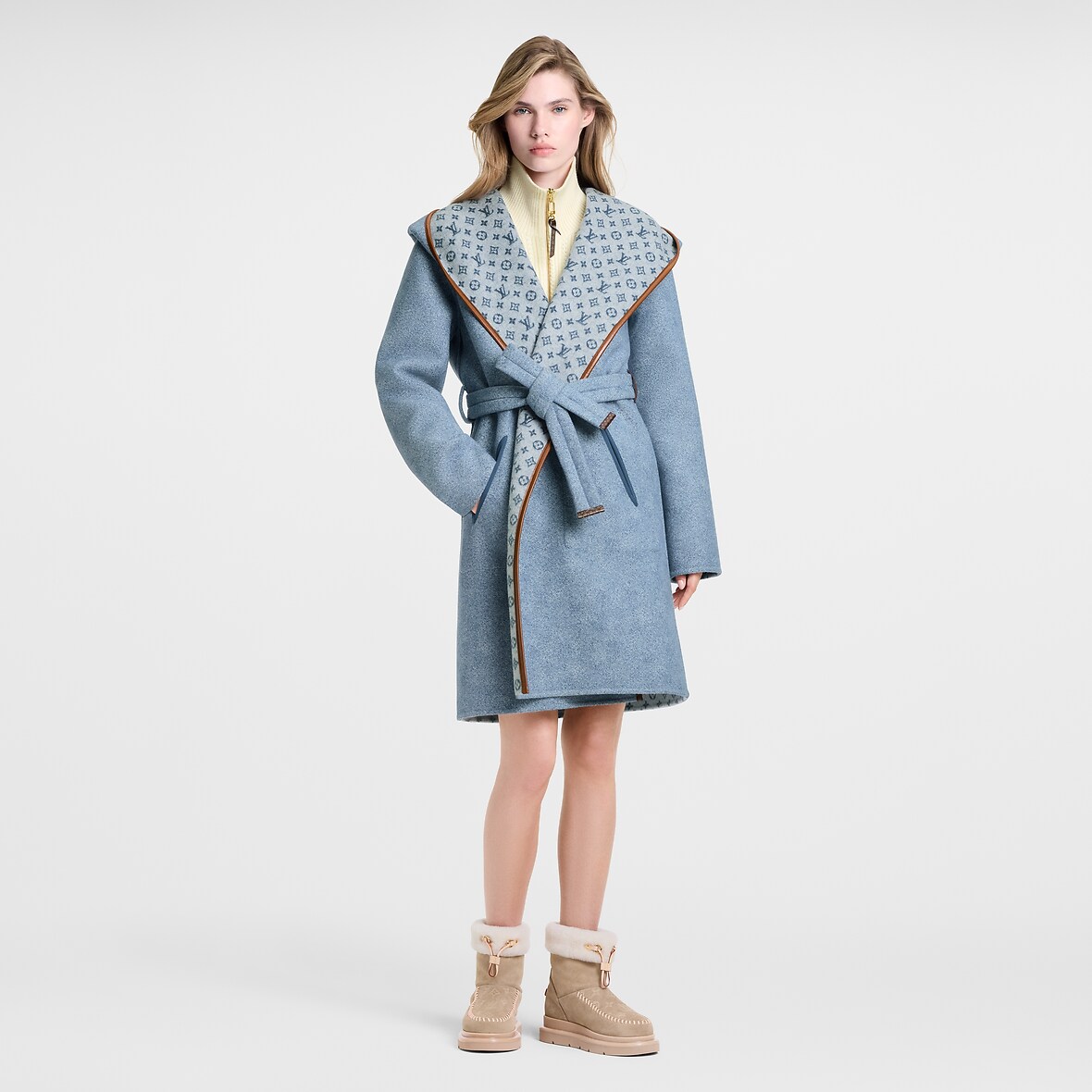 Reversible Signature Hooded Wrap Coat - Ready-to-Wear | LOUIS VUITTON
