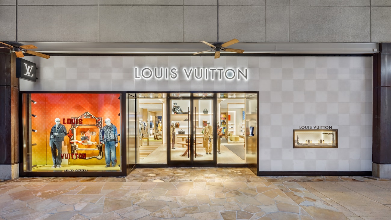 Louis Vuitton San Antonio La Cantera Men's Store in San Antonio, United ...
